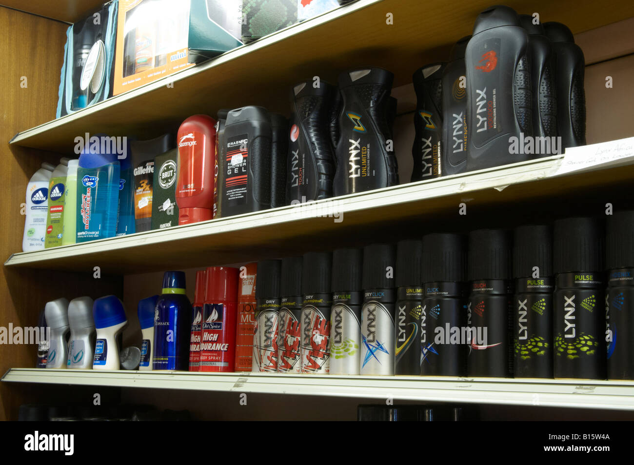Deodorant store shelf hi-res stock photography and images - Alamy