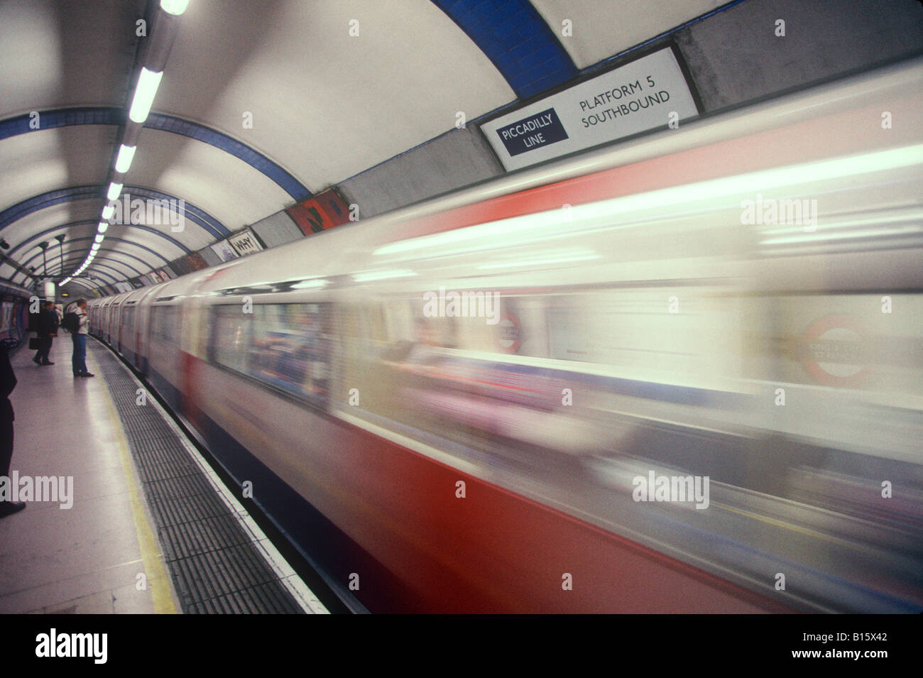 London Underground subway train Stock Photo - Alamy