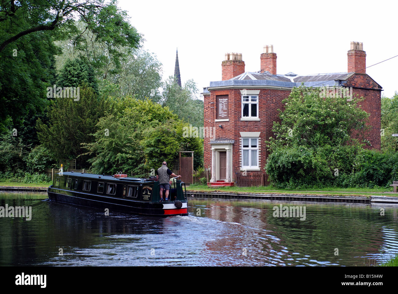 Canal narrowboat at Kings Norton Junction, West Midlands, England, UK ...