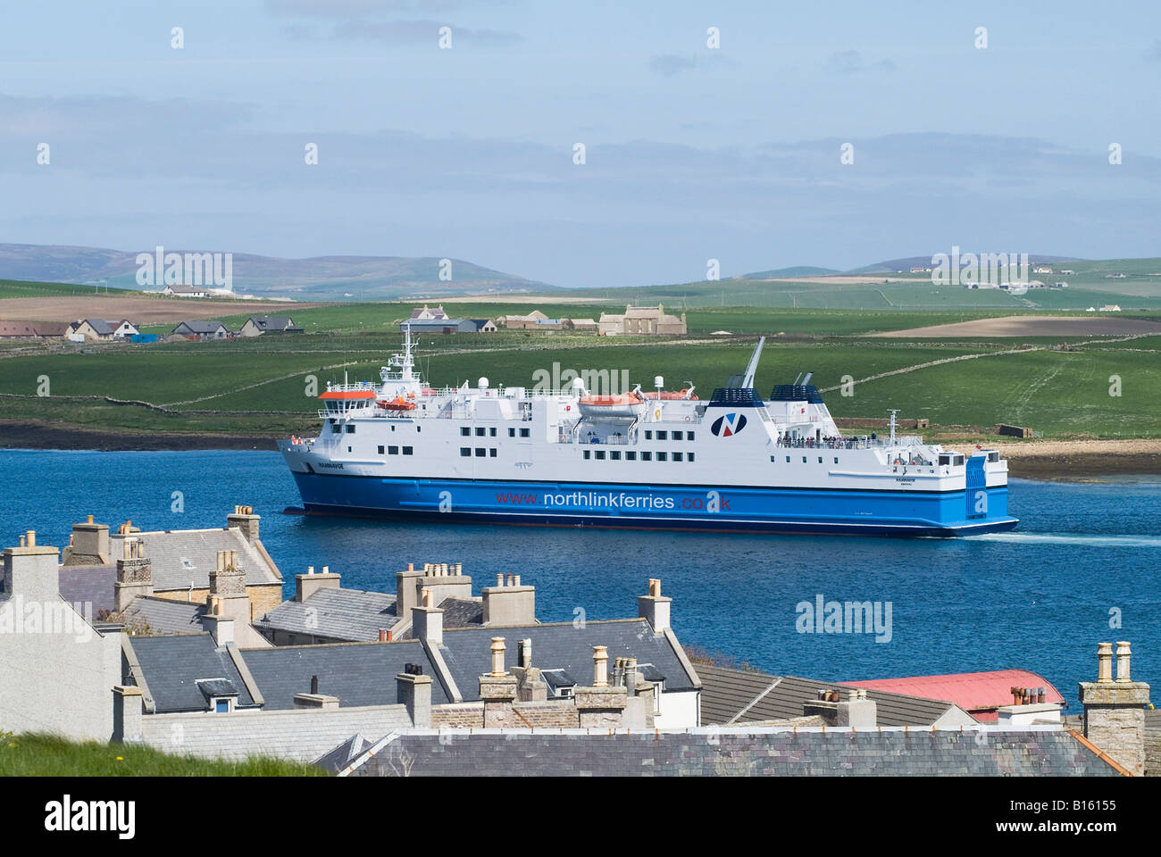 dh MV Hamnavoe STROMNESS ORKNEY MV Hamnavoe arriving Stromness harbour ...
