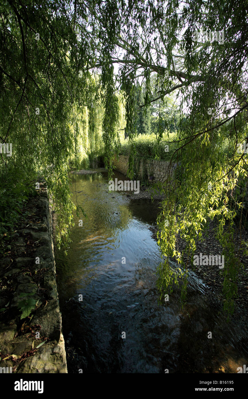 The River Ravensbourne as it passes through Beckenham Pace Park ...