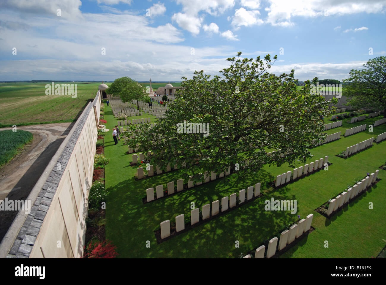 Dud Corner Commonwealth War Graves Commission Cemetery, Loos, France ...