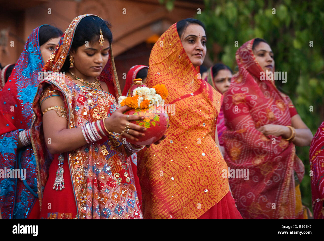 Gangur festival hi-res stock photography and images - Alamy