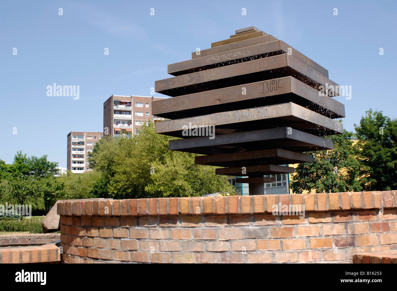 Fountain panel hi-res stock photography and images - Alamy