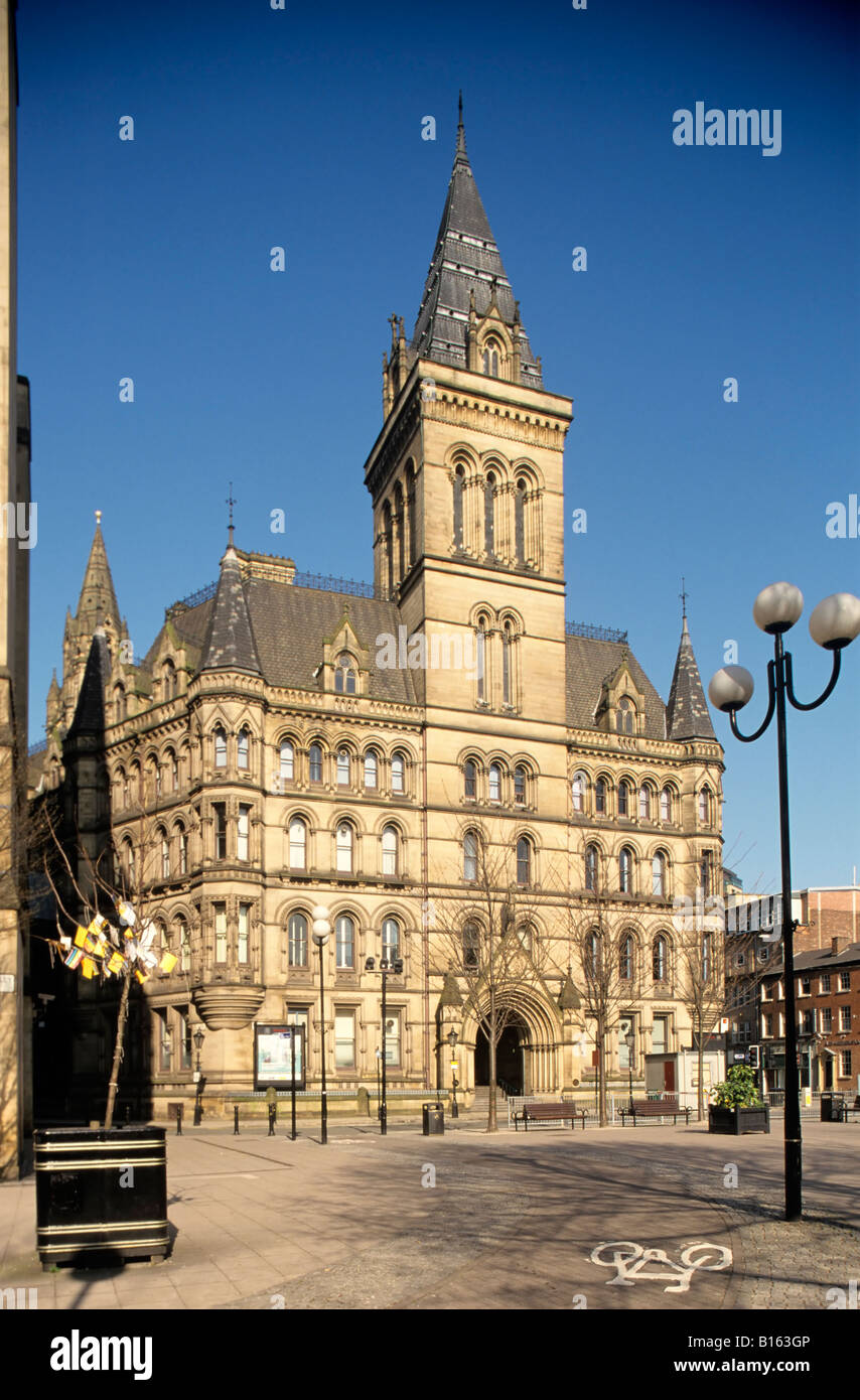Back of town hall hi-res stock photography and images - Alamy