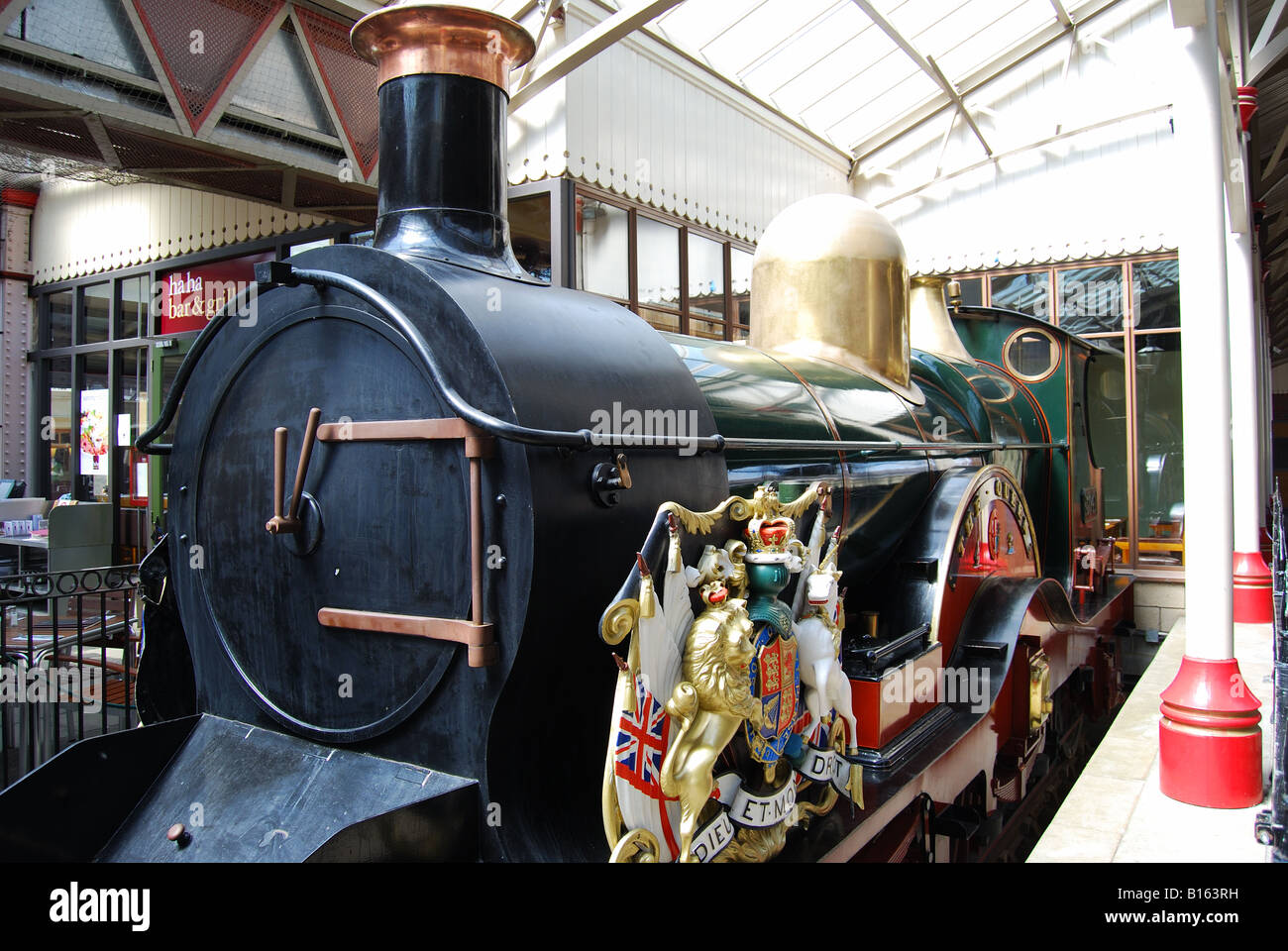 'The Queen' Steam Locomotive, Royal Windsor Station, Windsor, Berkshire ...