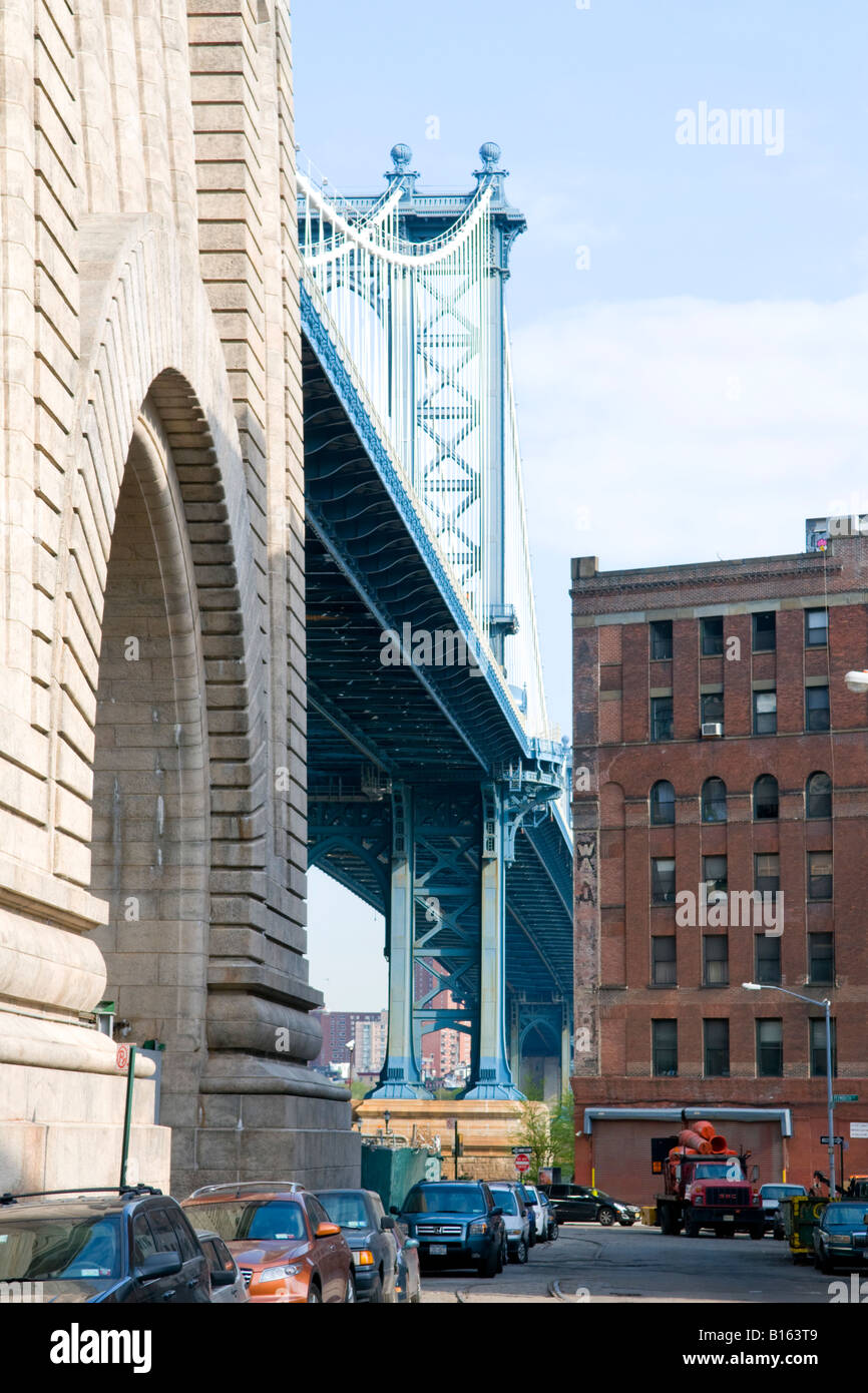 Brooklyn bridge manhattan side tower hi-res stock photography and ...