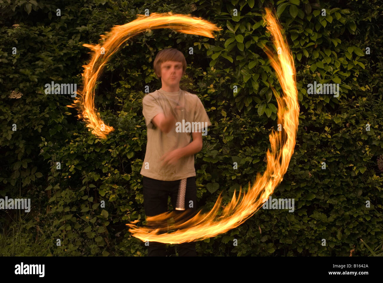 Fire circle hi-res stock photography and images - Alamy