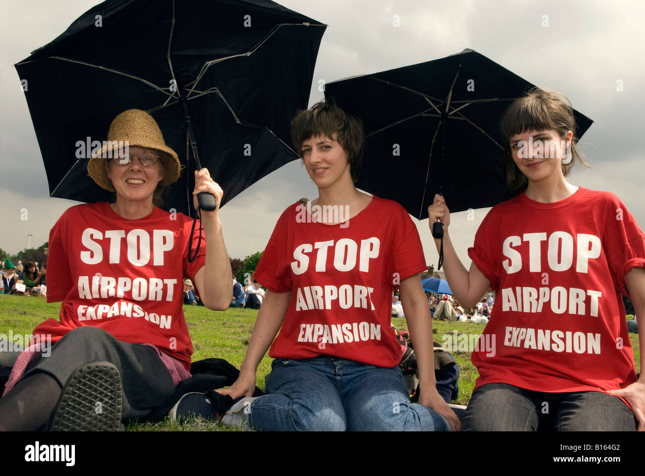 Runway protest heathrow hi-res stock photography and images - Alamy