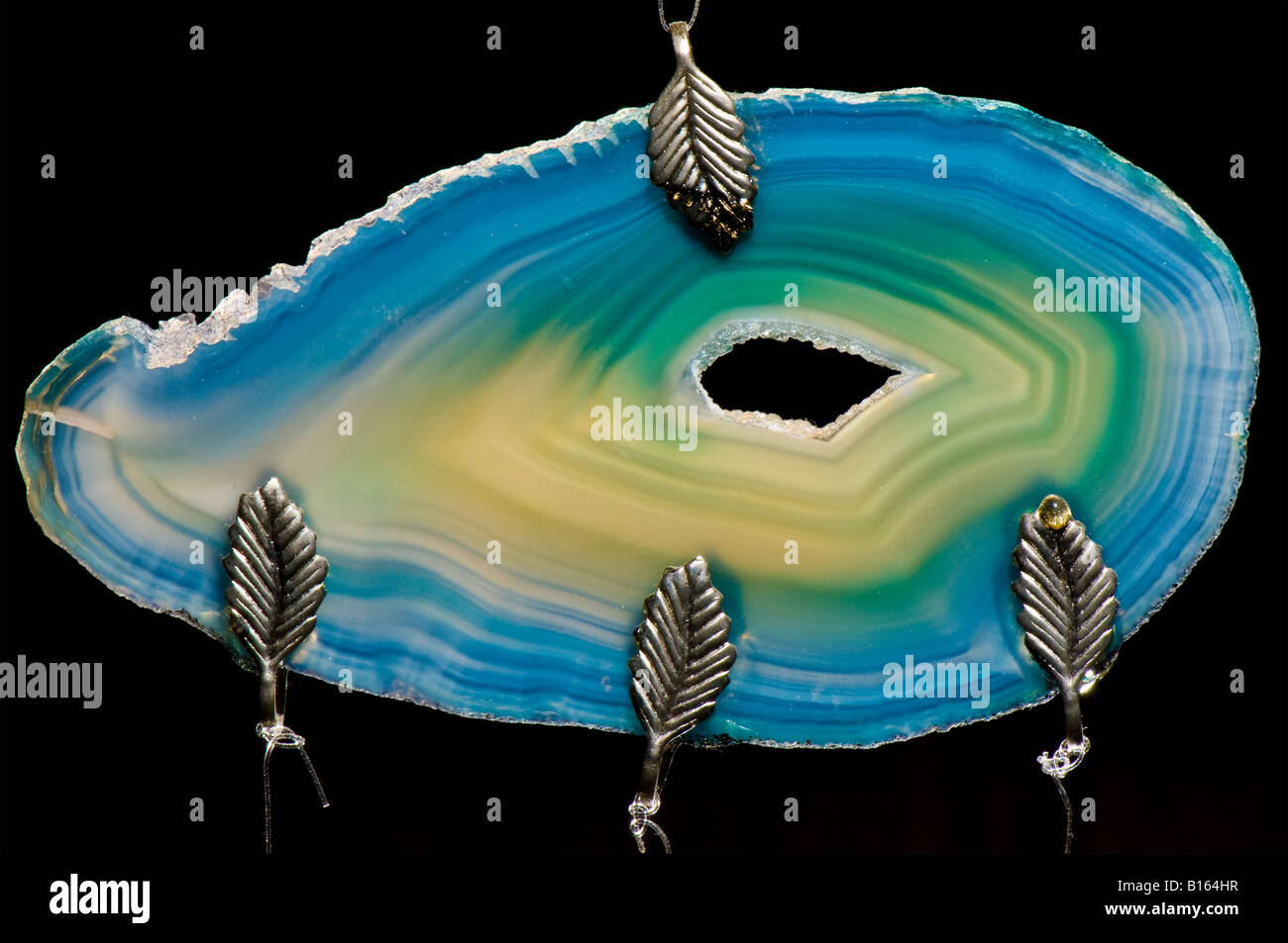 Geode rock hi-res stock photography and images - Alamy