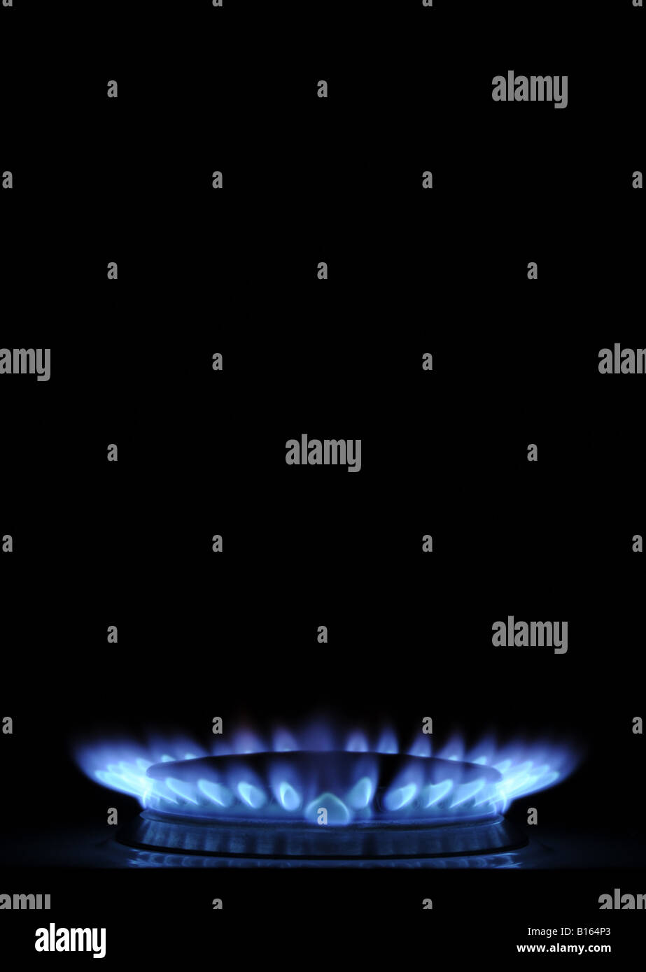 A BRITISH COOKER BURNING GAS RING,UK bills bill costs heating Stock ...