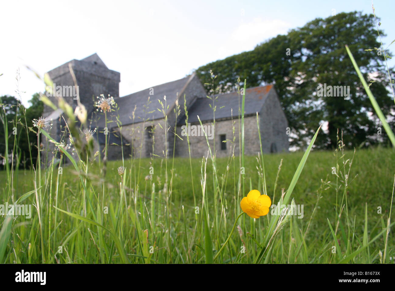 Llanfrynach church hi-res stock photography and images - Alamy