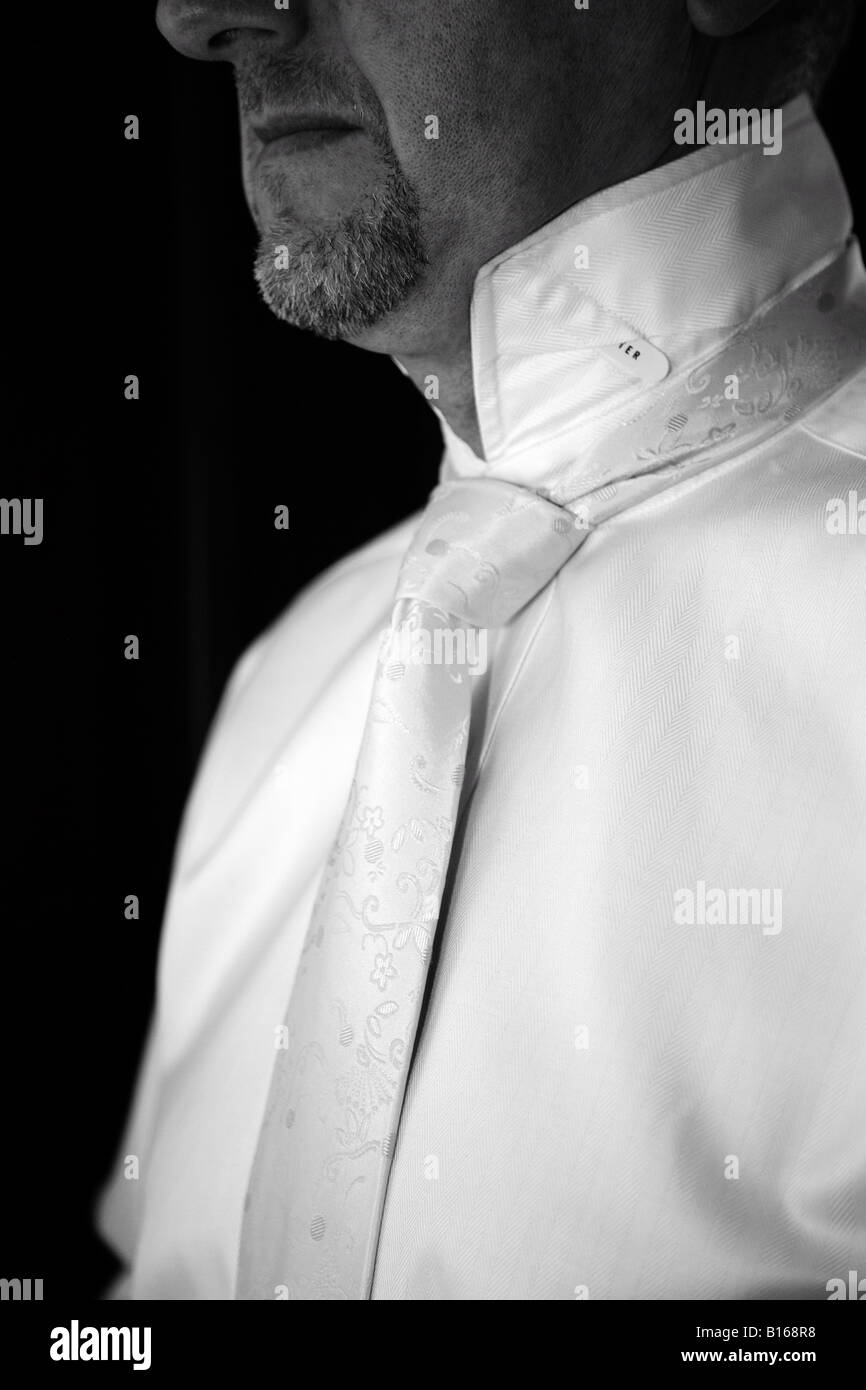 Bridegroom getting ready for his marriage Stock Photo - Alamy