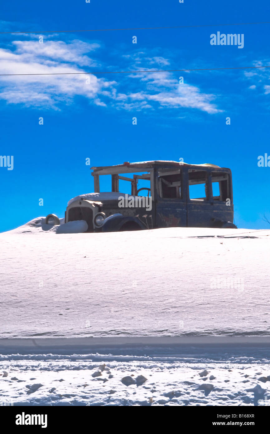 Old car in a snow Stock Photo - Alamy