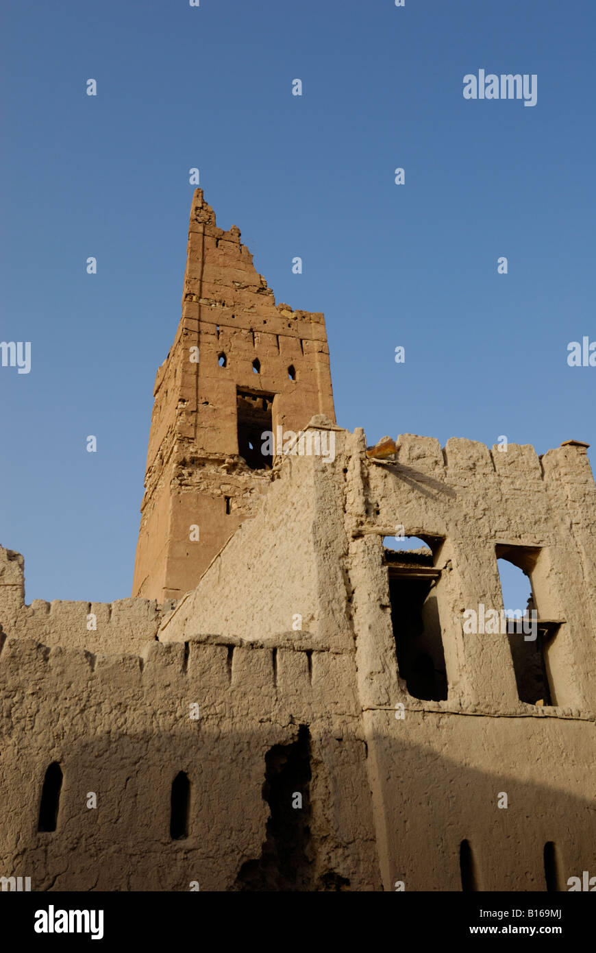 The ruined town of Manah, near Nizwa in the Sultanate of Oman Stock ...