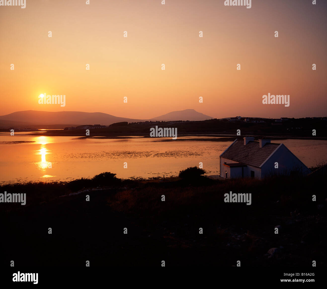 Achill sound hi-res stock photography and images - Alamy