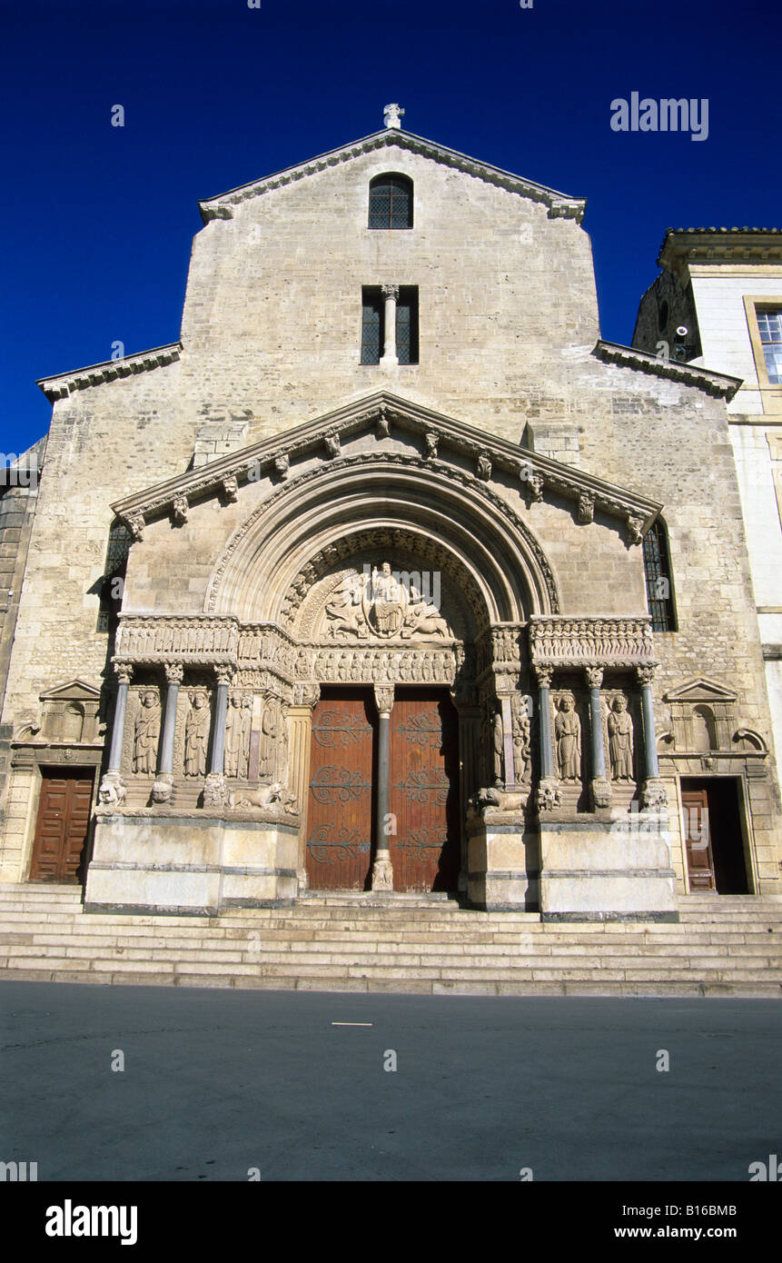 Saint Trophime Church, Arles, Bouches du Rhone, France Stock Photo - Alamy