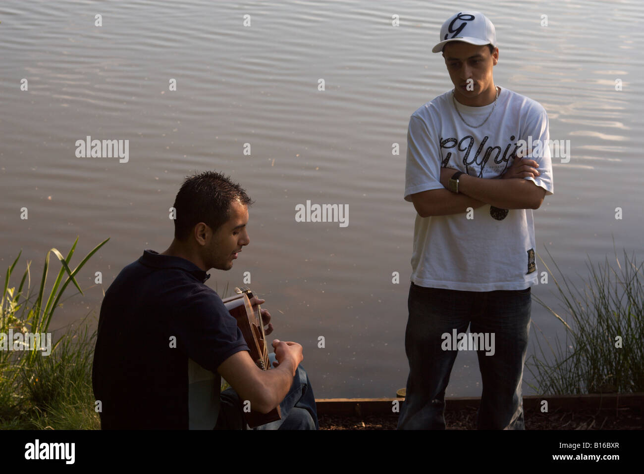 Algerian men hi-res stock photography and images - Alamy