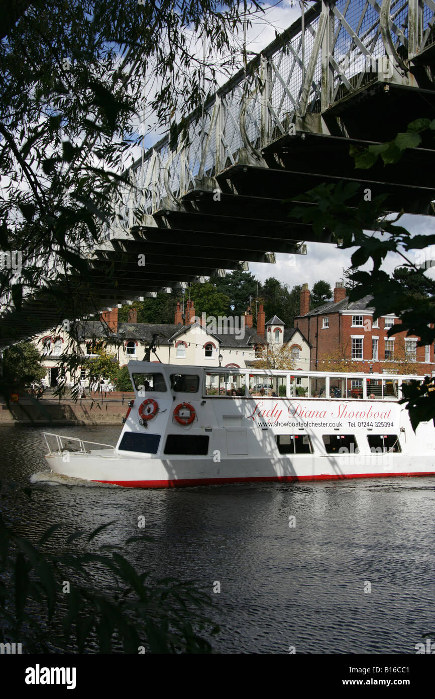 River boat lady diana hi-res stock photography and images - Alamy