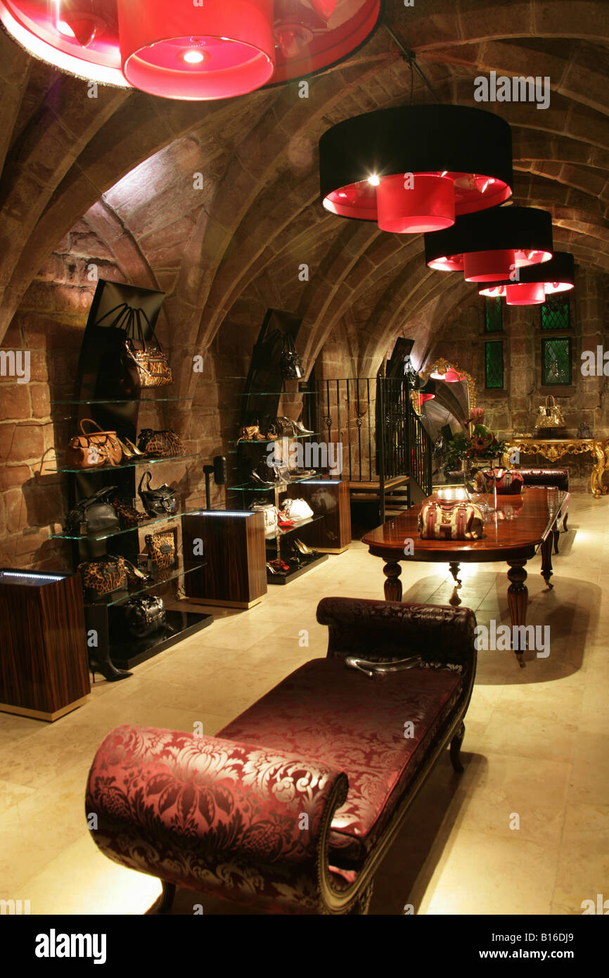 Chester class hi-res stock photography and images - Alamy