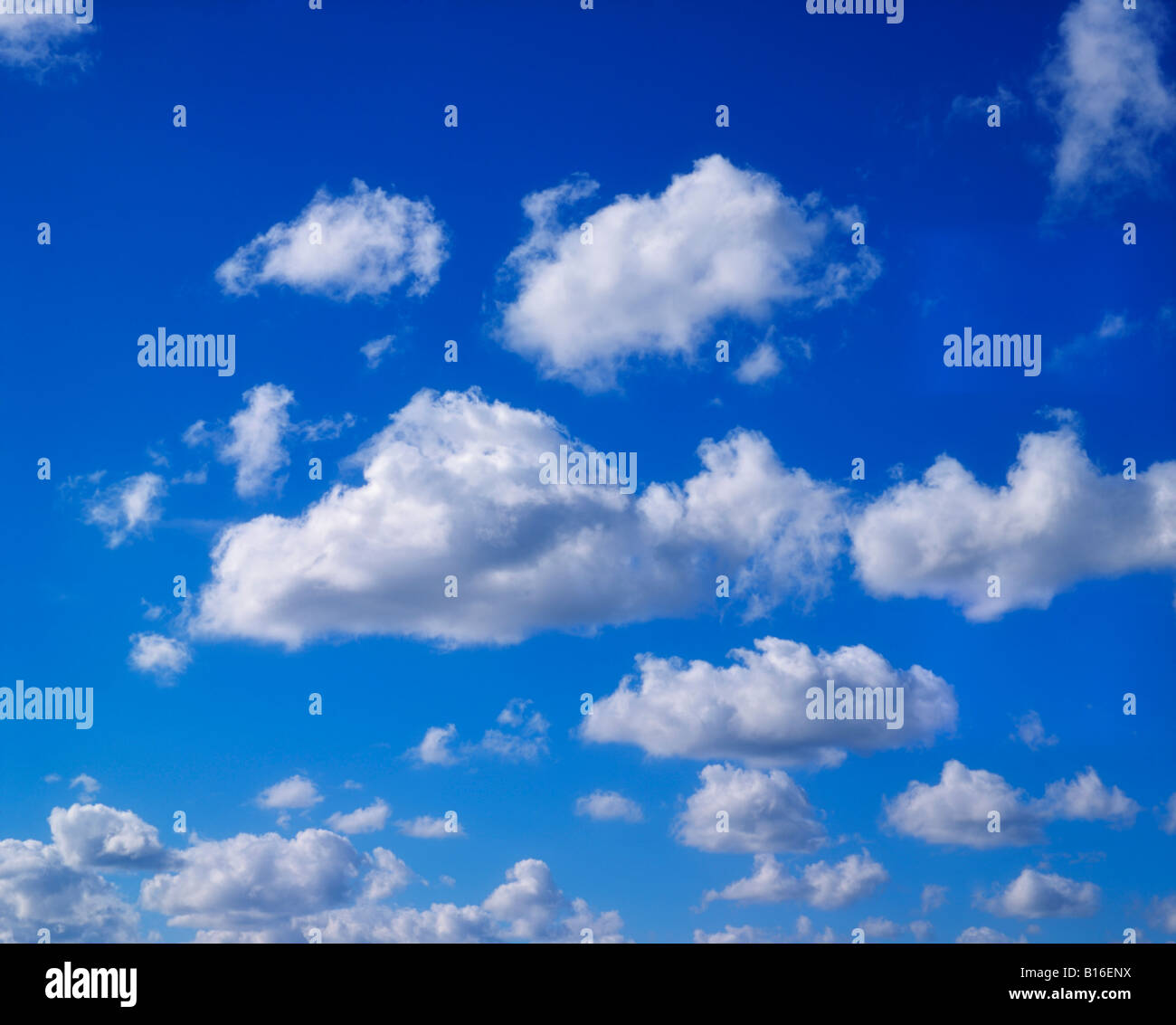 Cloud_formation hi-res stock photography and images - Alamy
