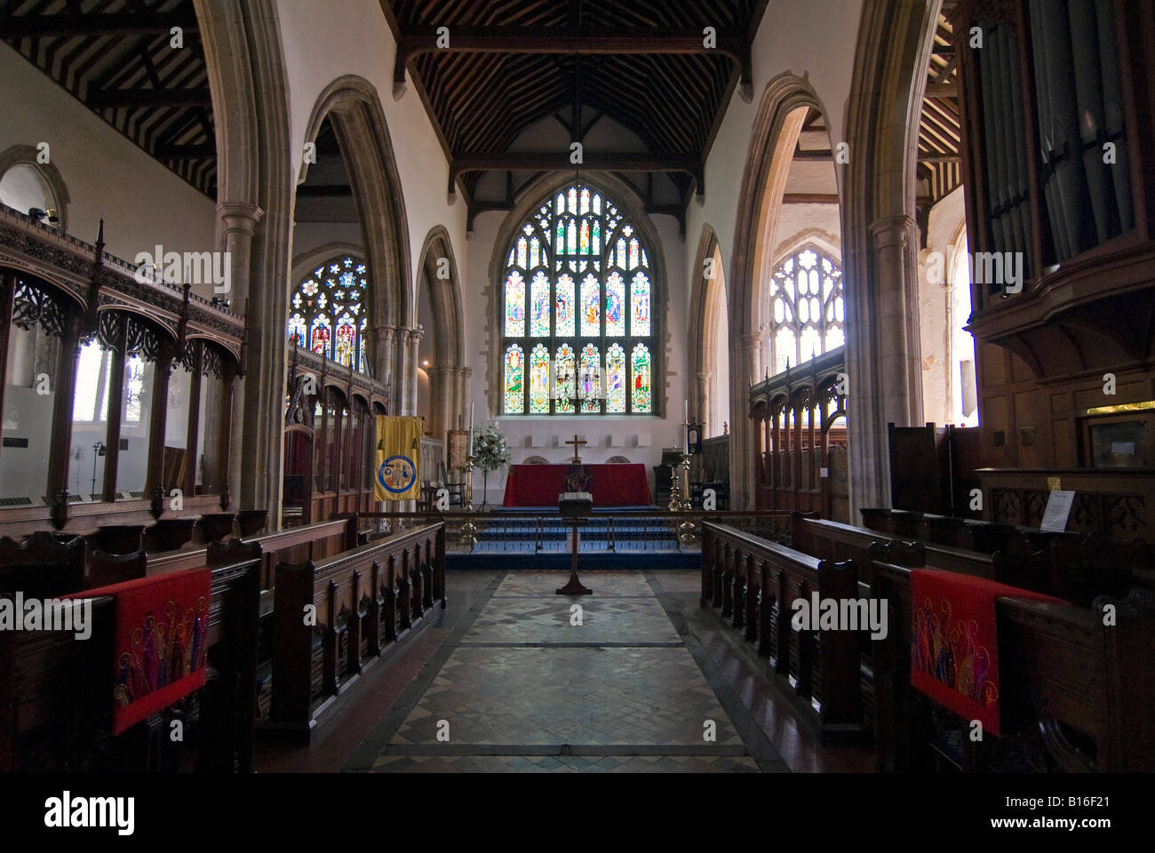 Horizontal wide angle interior of St Mary's Parish Church in Rye Stock ...