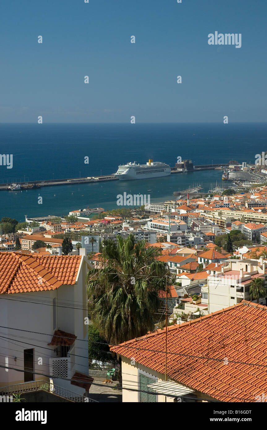 Madeira funchal cruise ship port hi-res stock photography and images ...