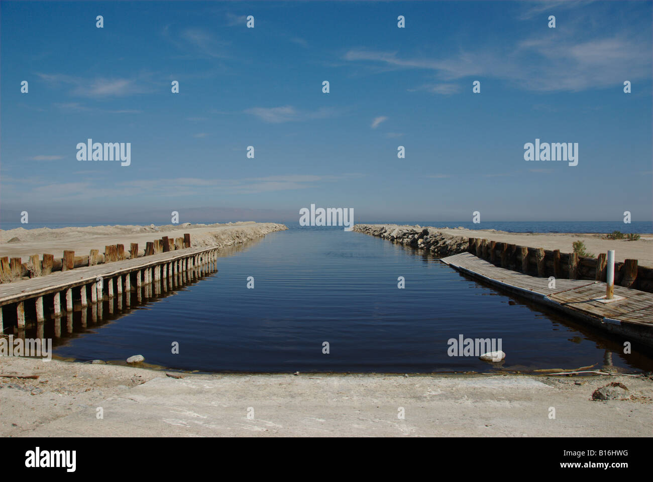 Jetty, The Salton Sea - a threatened ecosystem, California, USA Stock ...