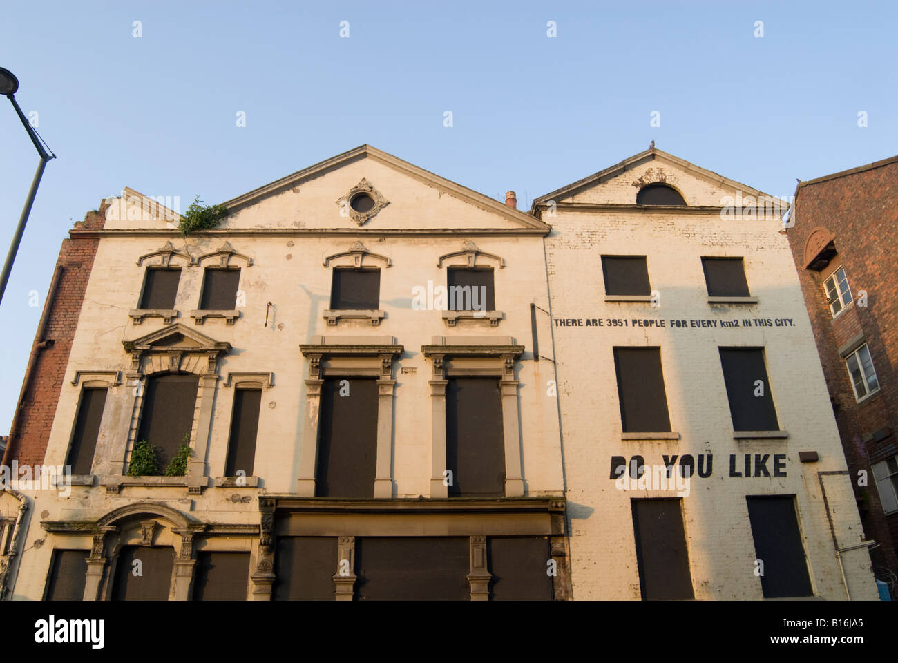 Derelict Building Duke St Liverpool Stock Photo - Alamy