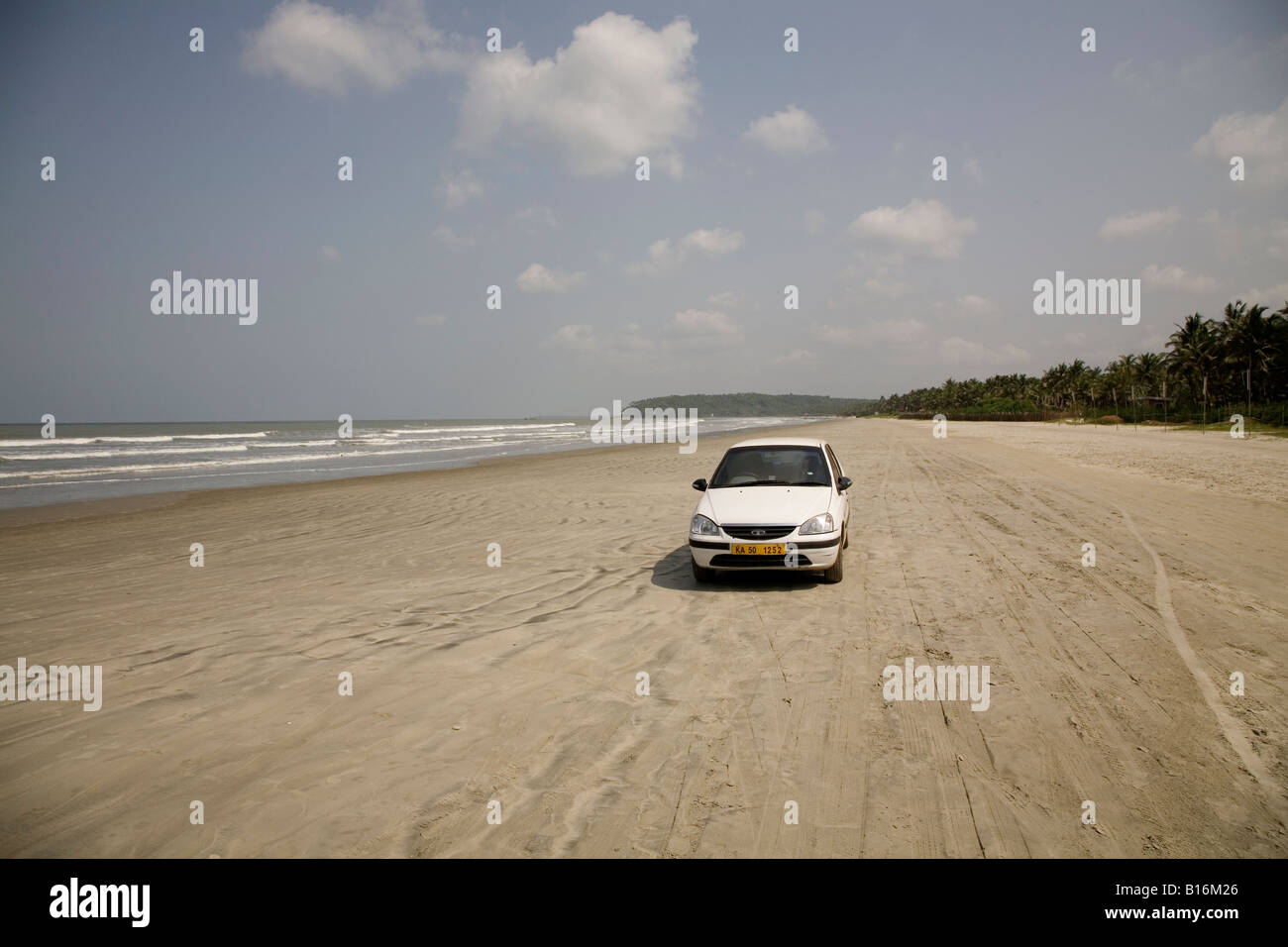 A car dives on Muzhappilangad Drive In Beach near to Thalassery in ...