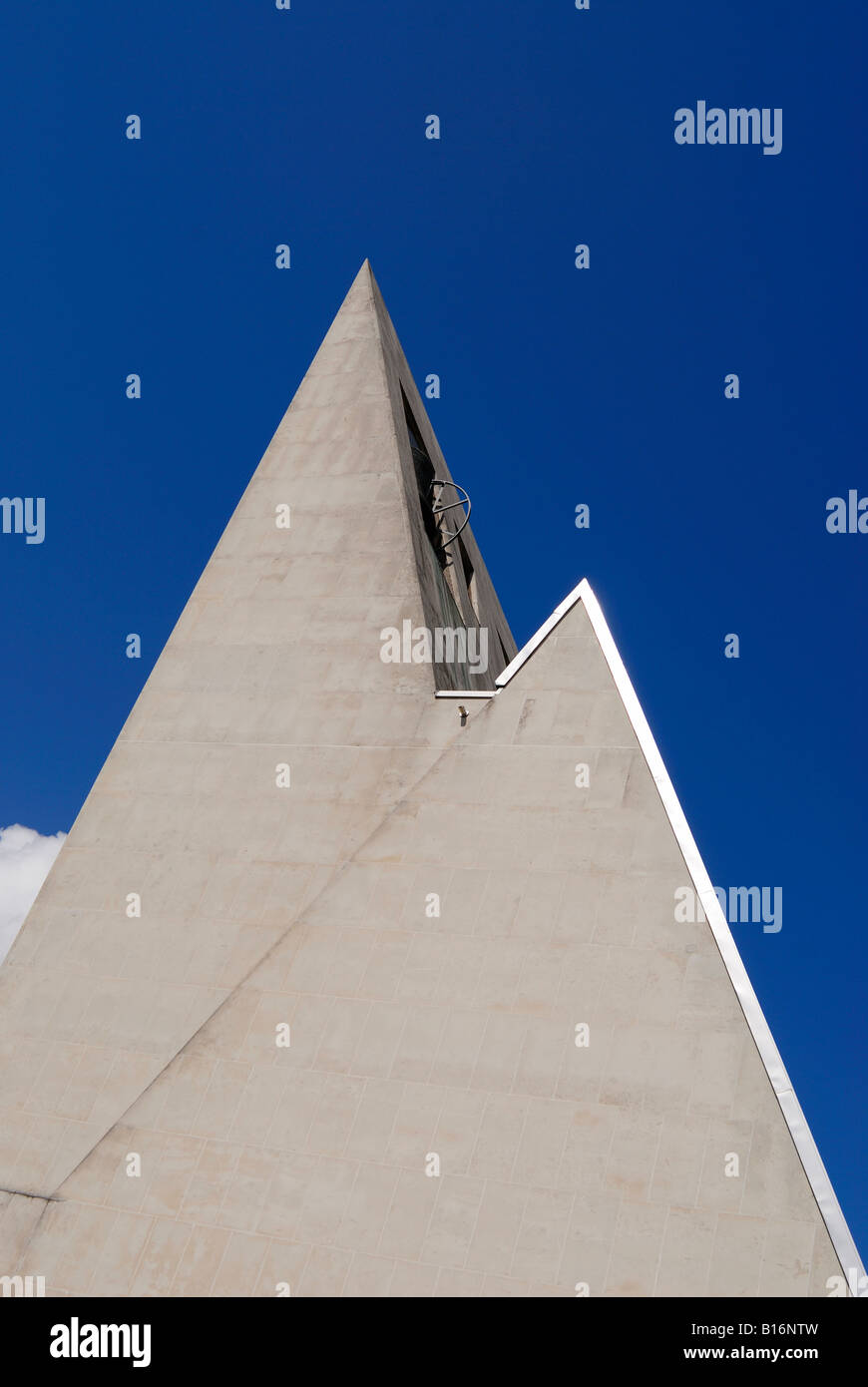 Liverpool catholic cathedral hi-res stock photography and images - Alamy