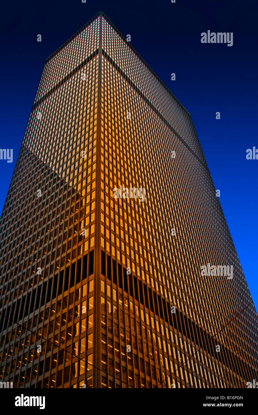 Office buildings downtown financial district large banks Stock Photo ...