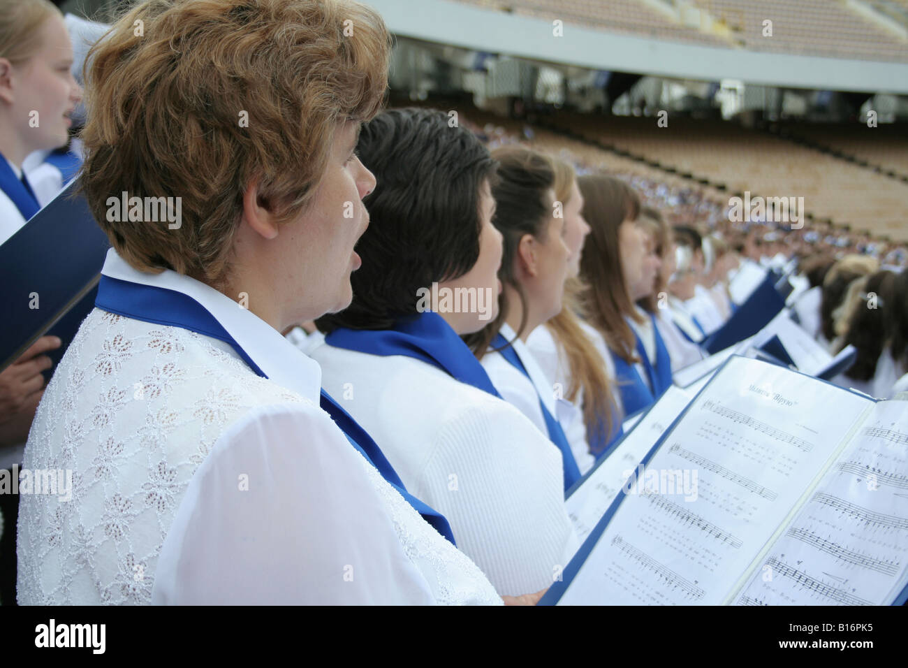Choir member hi-res stock photography and images - Alamy