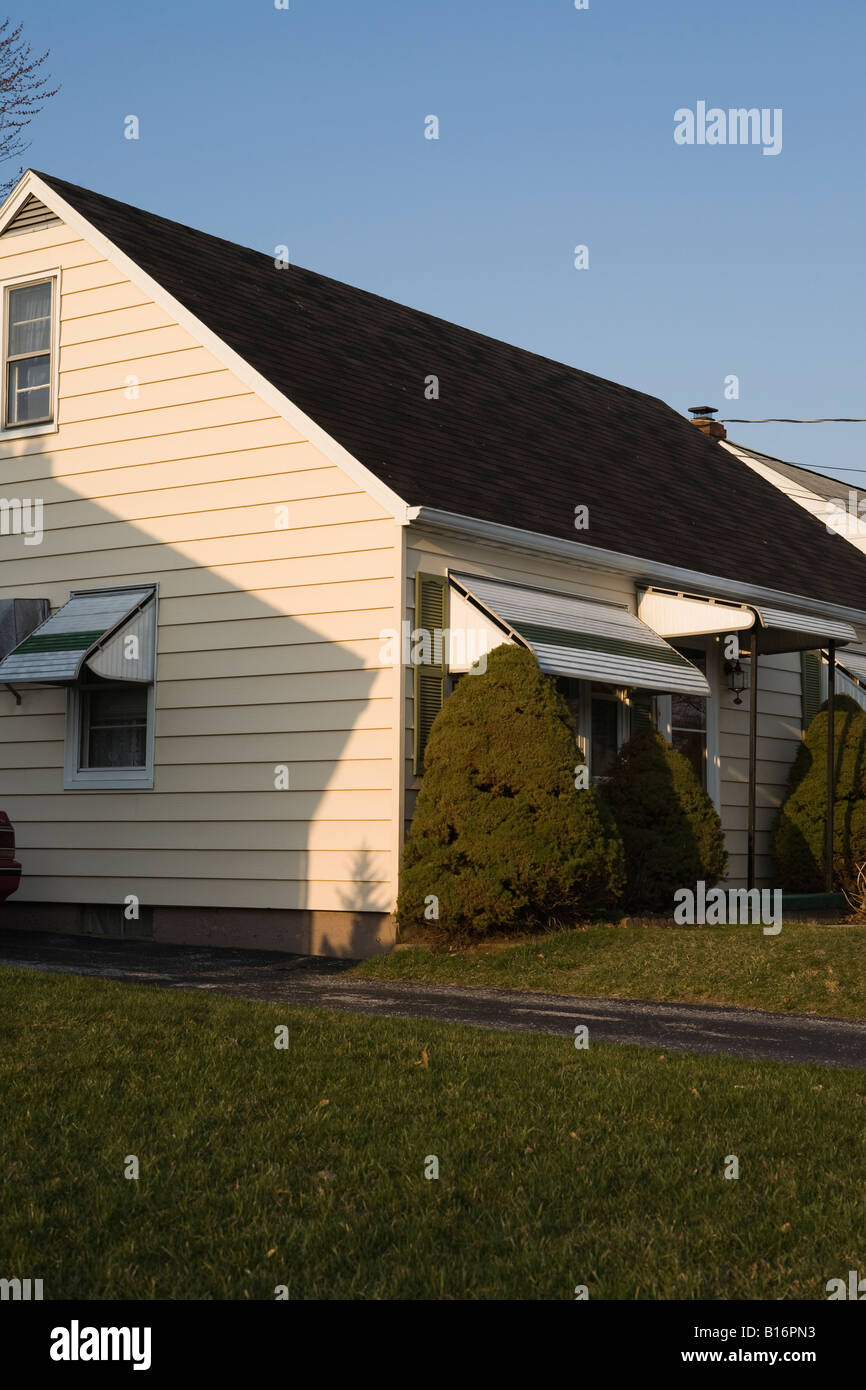 Side view of a house Stock Photo - Alamy