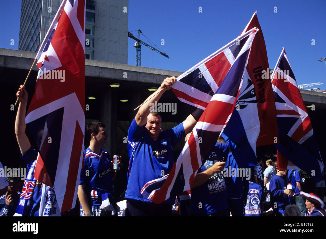 Rangers supporters hi-res stock photography and images - Alamy