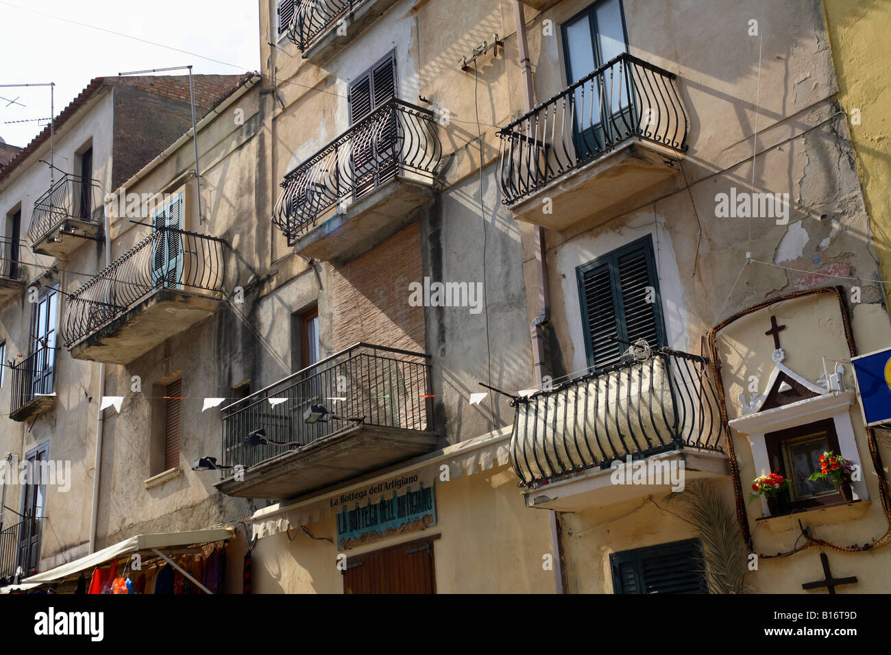 Old town calabria italy hi-res stock photography and images - Alamy