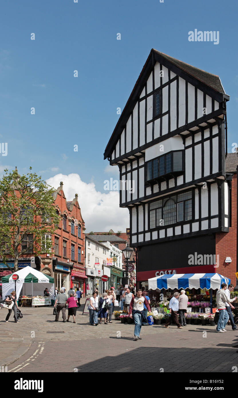 Packer's Row and Low Pavement, Chesterfield Stock Photo - Alamy