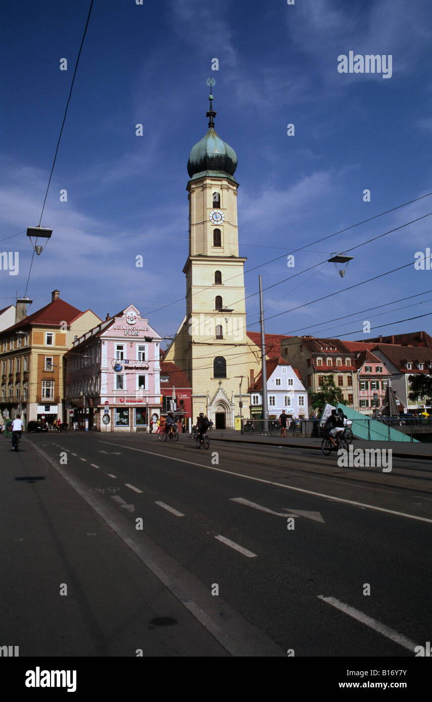 Buildings guide to buildings hi-res stock photography and images - Alamy