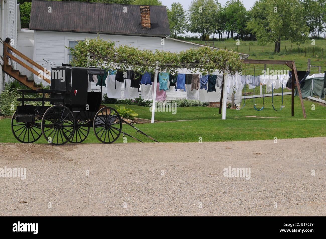 Amish laundry hi-res stock photography and images - Alamy