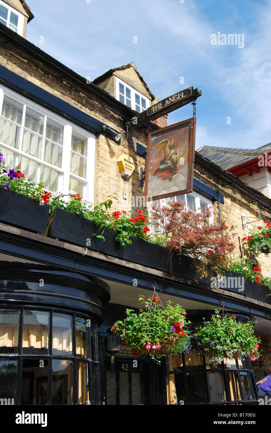 The Angel Pub, Market Square, Witney, Oxfordshire, England, United ...