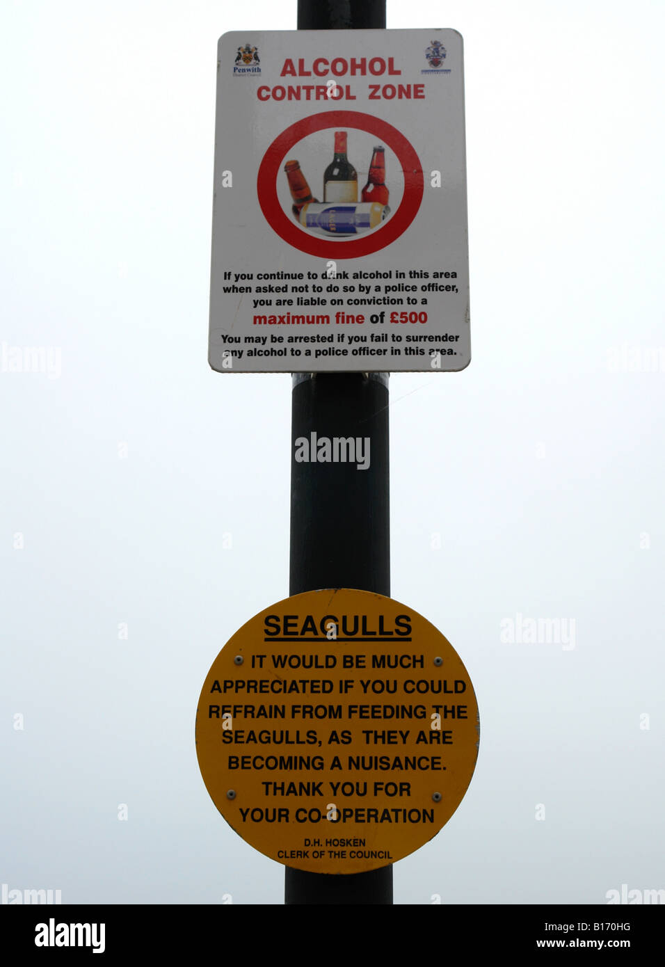 Disc zone sign hi-res stock photography and images - Alamy