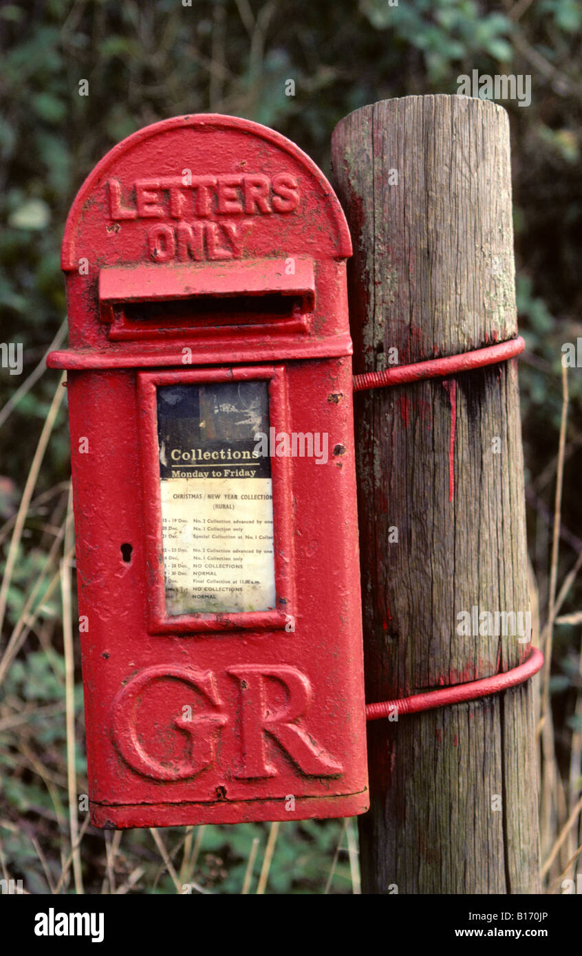 King george v post box hi-res stock photography and images - Alamy