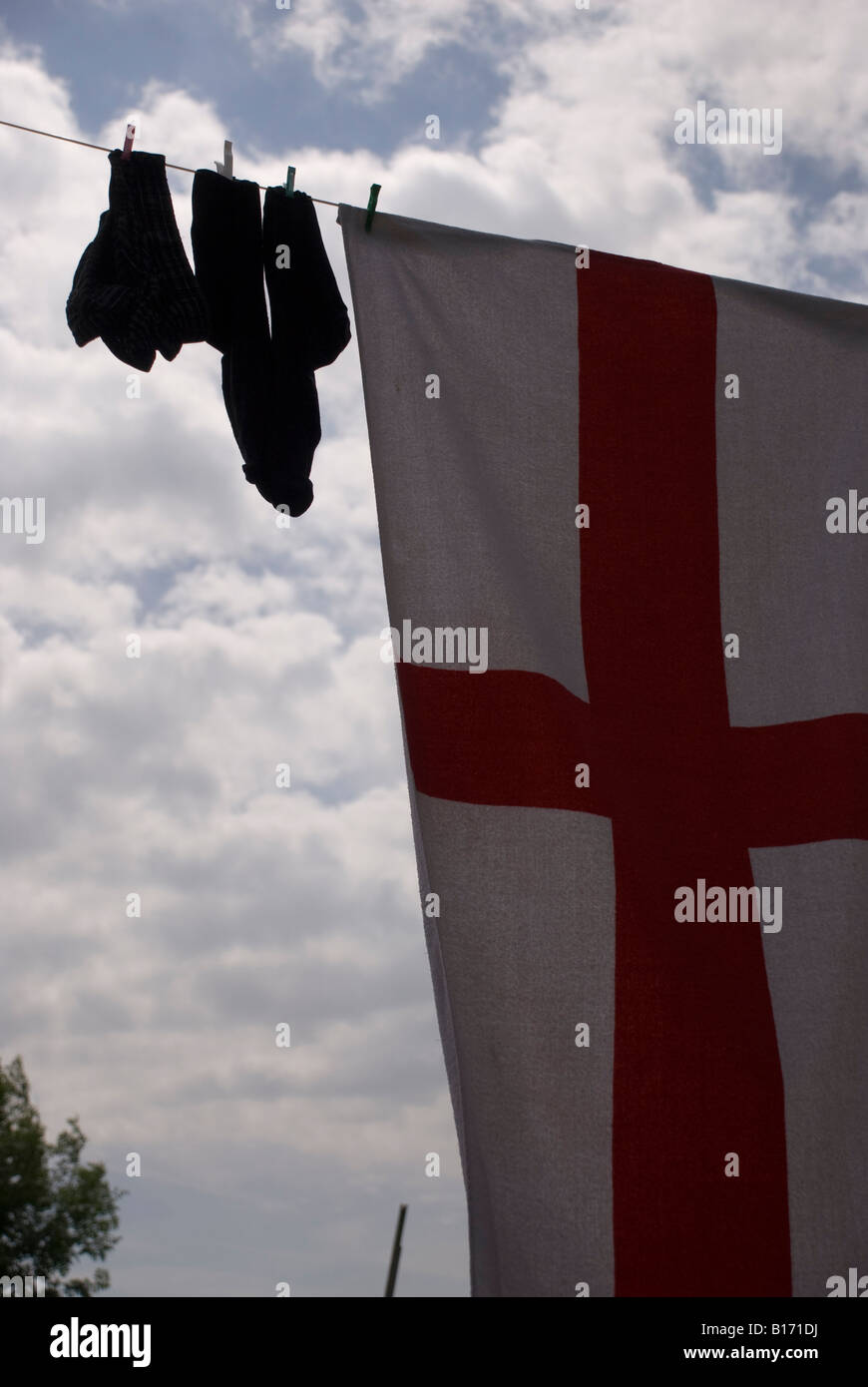 england flag towel on washing line Stock Photo - Alamy