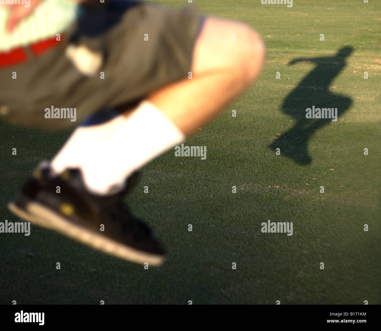 Shadow of legs jumping hi-res stock photography and images - Alamy