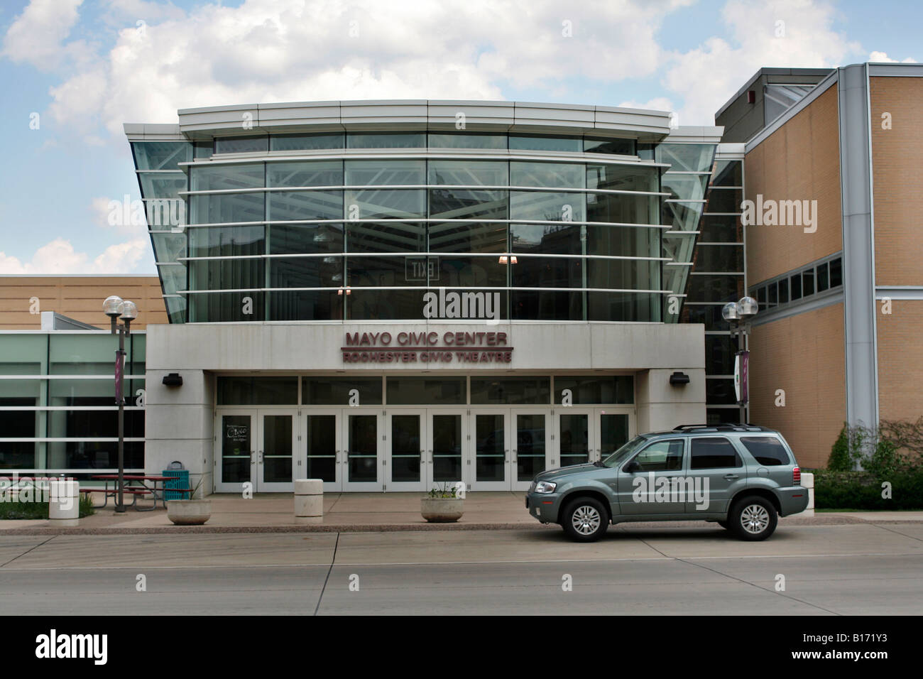 Mayo civic center hi-res stock photography and images - Alamy