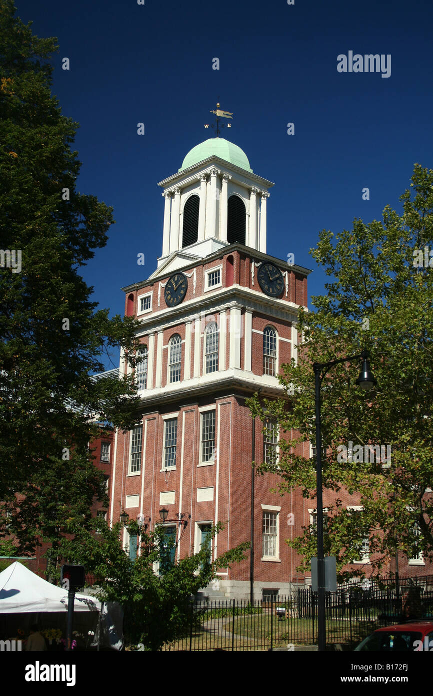 Old Boston Government building on the freedom trail Stock Photo - Alamy