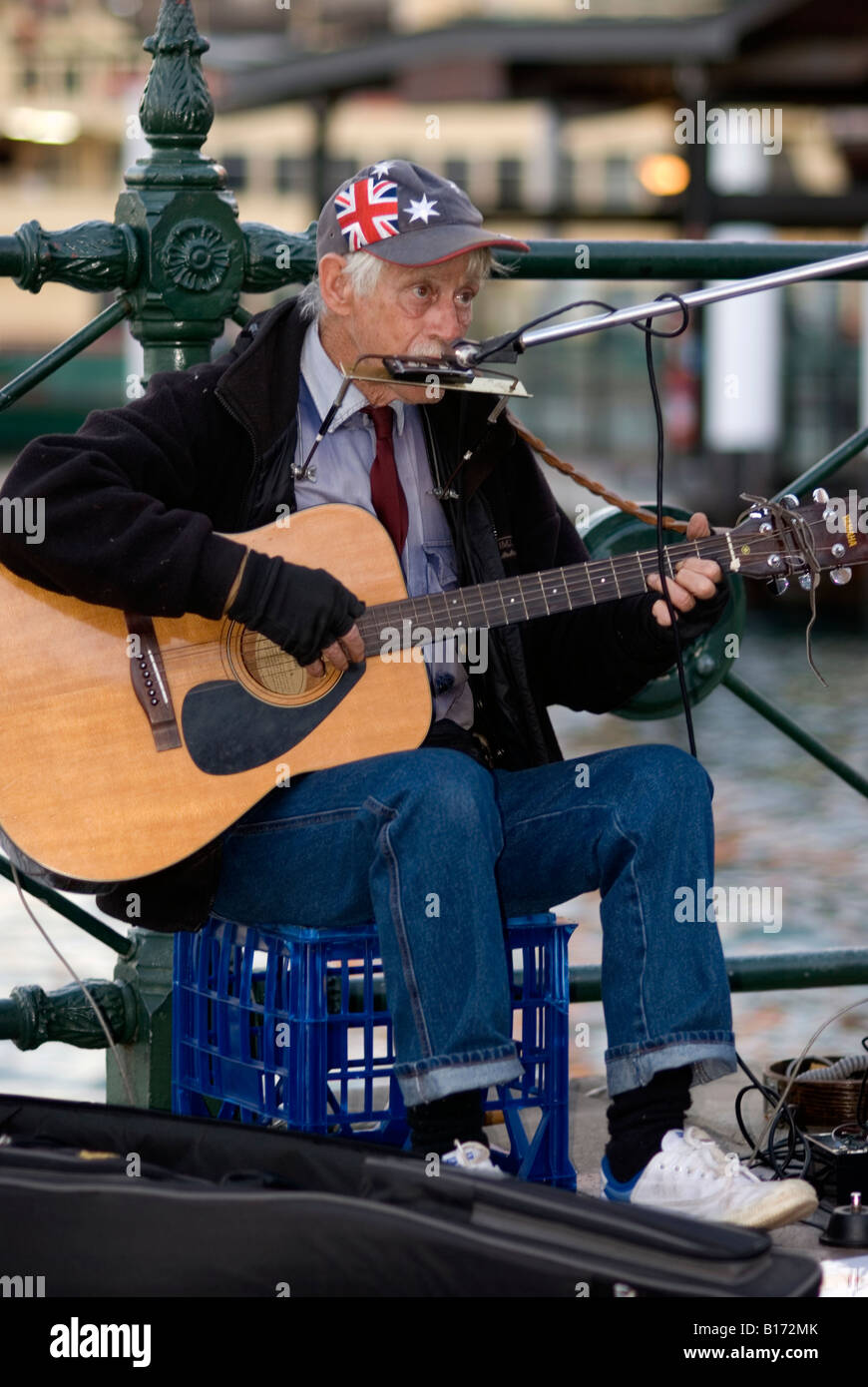 Australia Sydney busker at Circular Quay Stock Photo - Alamy