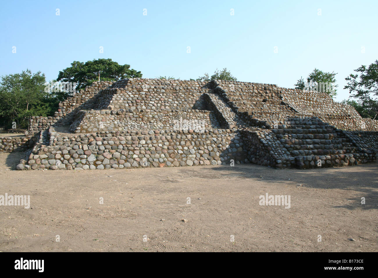 Colima mexico pyramid hi-res stock photography and images - Alamy