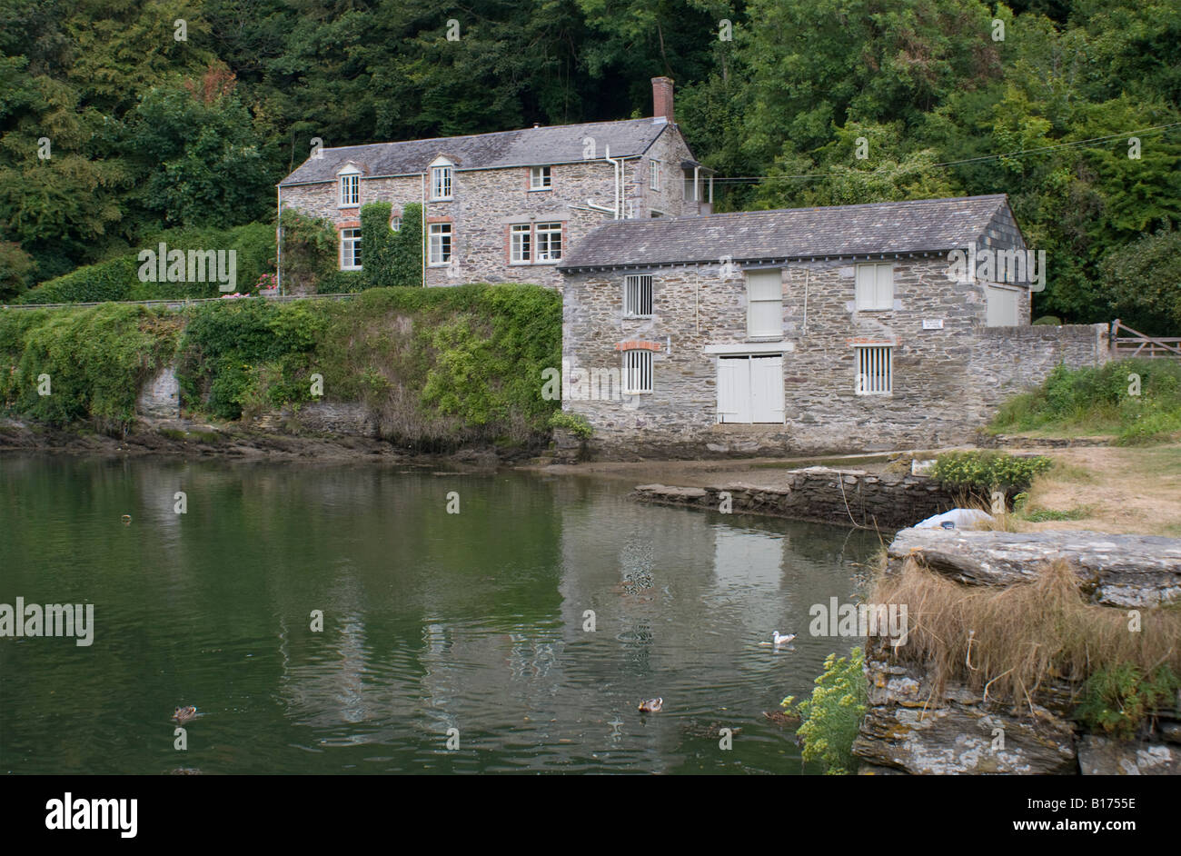 House slip hi-res stock photography and images - Alamy