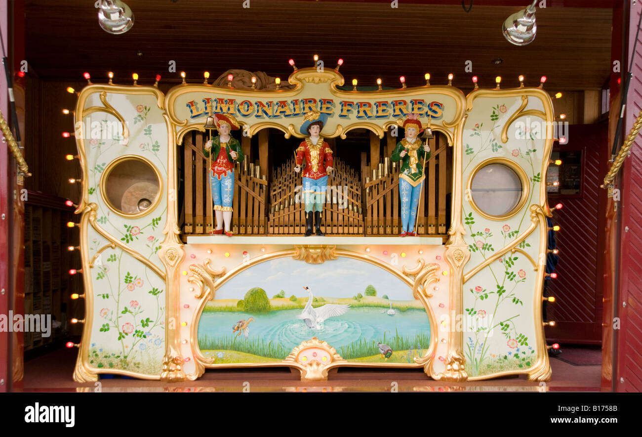 Steam organ hi-res stock photography and images - Alamy